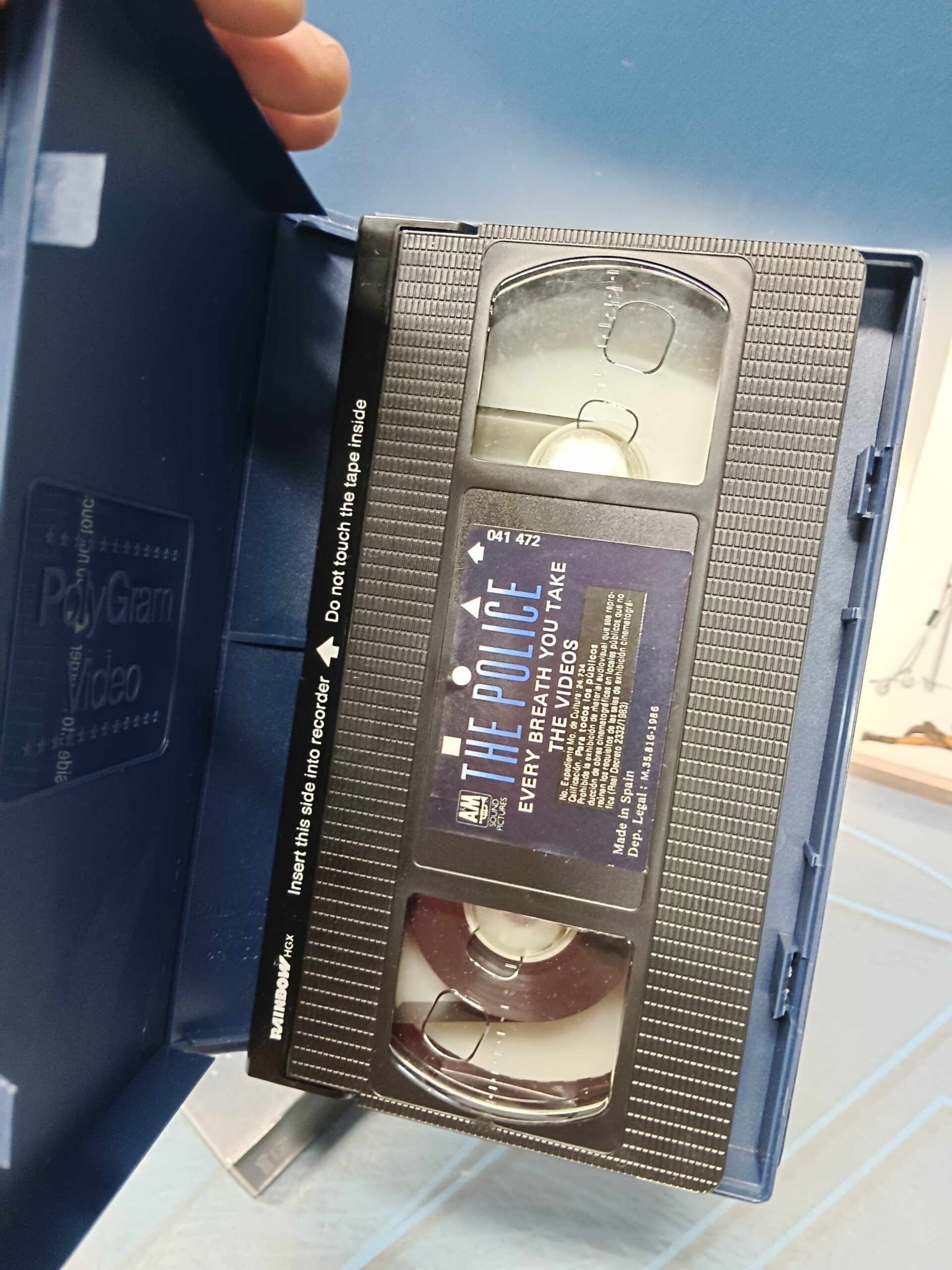 4 vhs, varios, videos musicales, grupos como ZZ TOP, JETHRO TULL ...